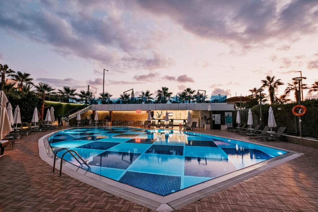 Sunprime C Lounge Hotel (Adult Only 16+) Alanya Turcja zdjęcie, cena za ...