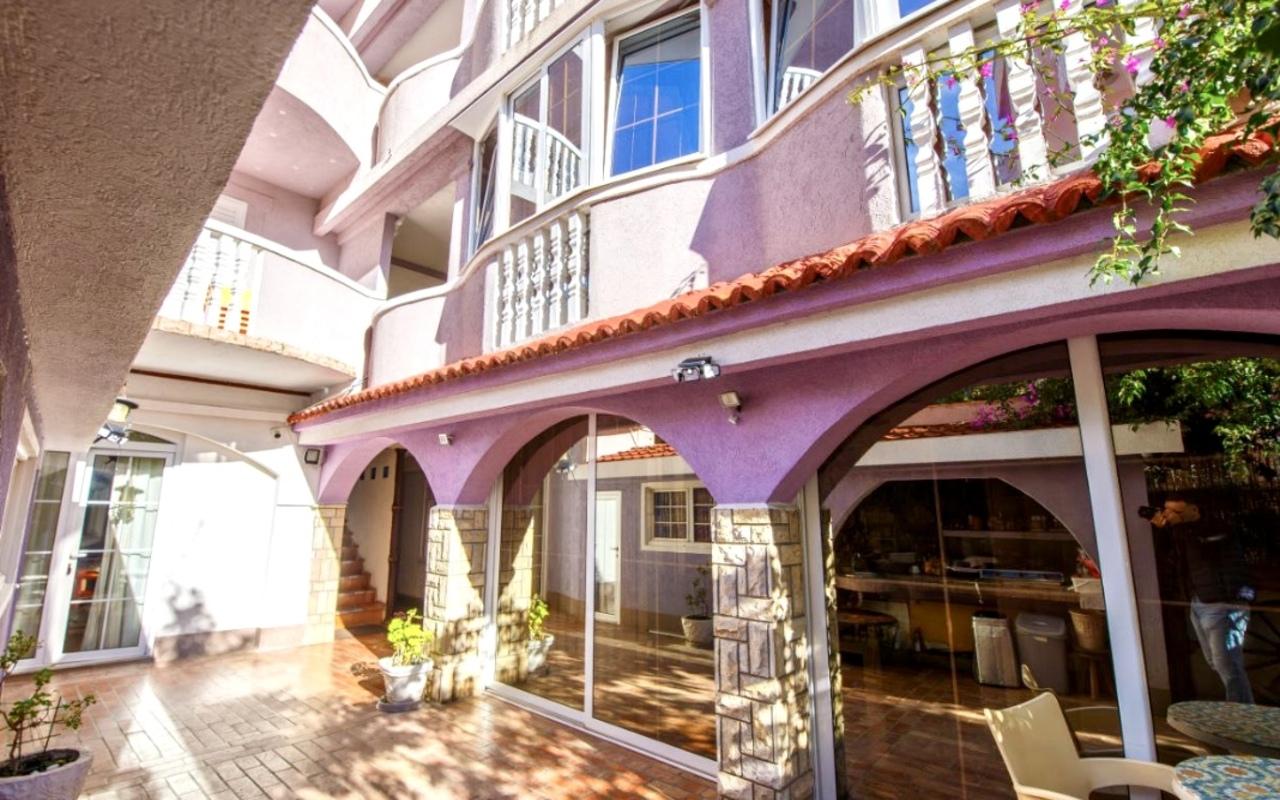 Guest House Violet Budva Czarnogóra zdjęcie, cena za wakacje z Join UP ...