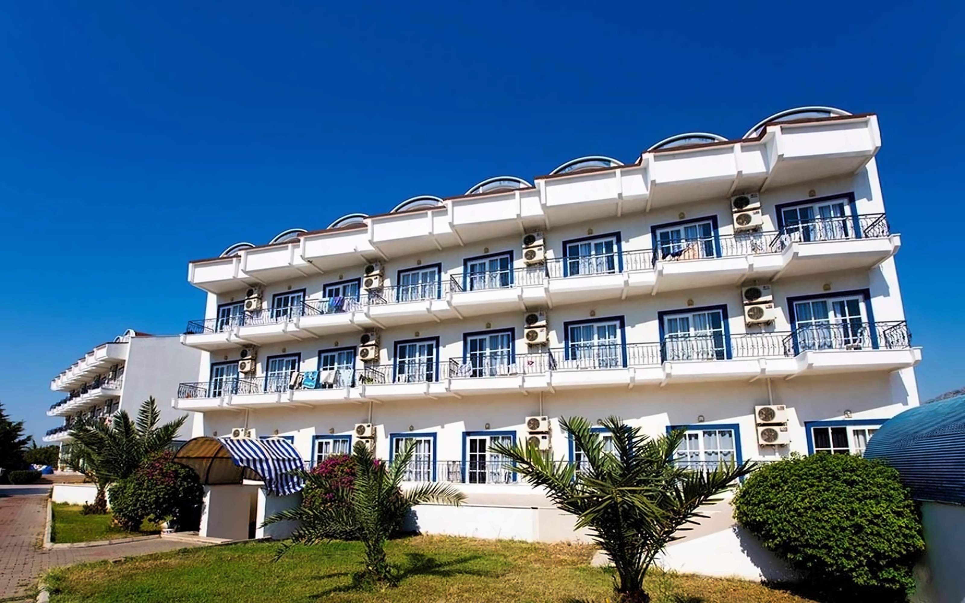 Ares Blue Hotel (ex.Larissa Blue) Kemer Turcja zdjęcie, cena za wakacje ...